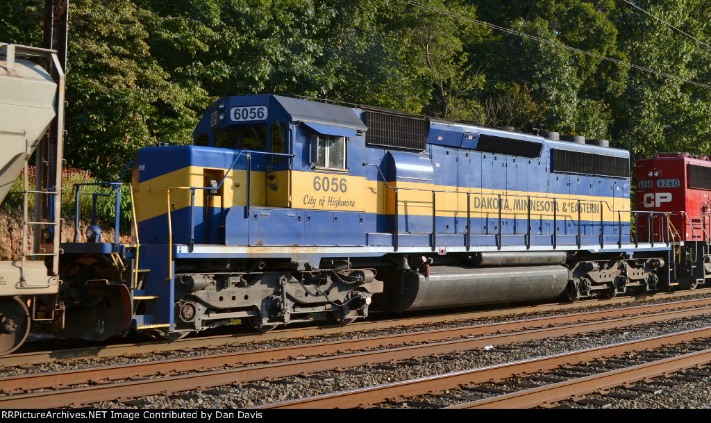 DME SD40-2 6056 "City of Highmore" on K485-13
